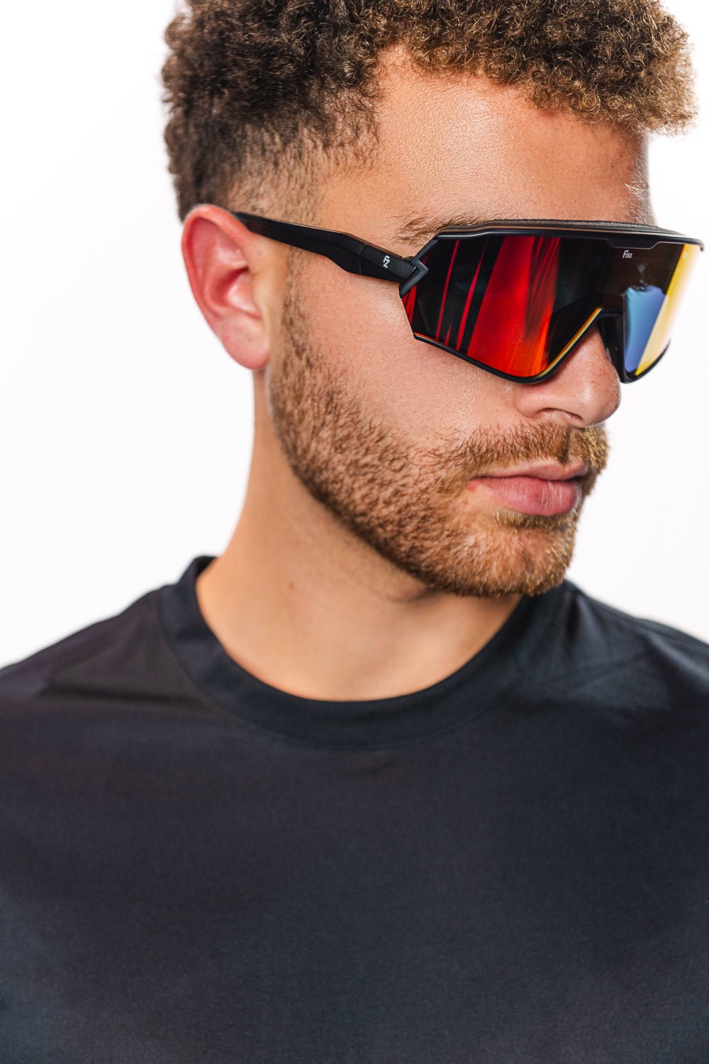 Nexus - Black/Red